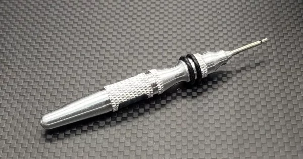 SCRERWDRIVER FOR DNANO REAR HUB